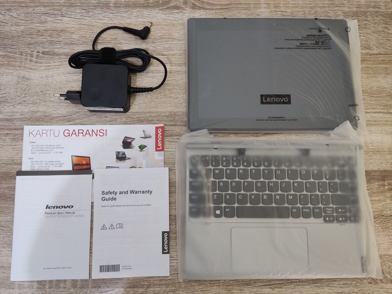 Review Lenovo IdeaPad D330 Detachable Screen: Laptop, Tablet atau ...